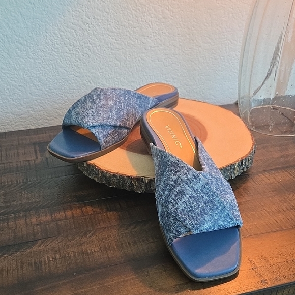 Vionic | Shoes | Nib Vionic Miramar Slide Sandals In Denim Sz 95 Square ...